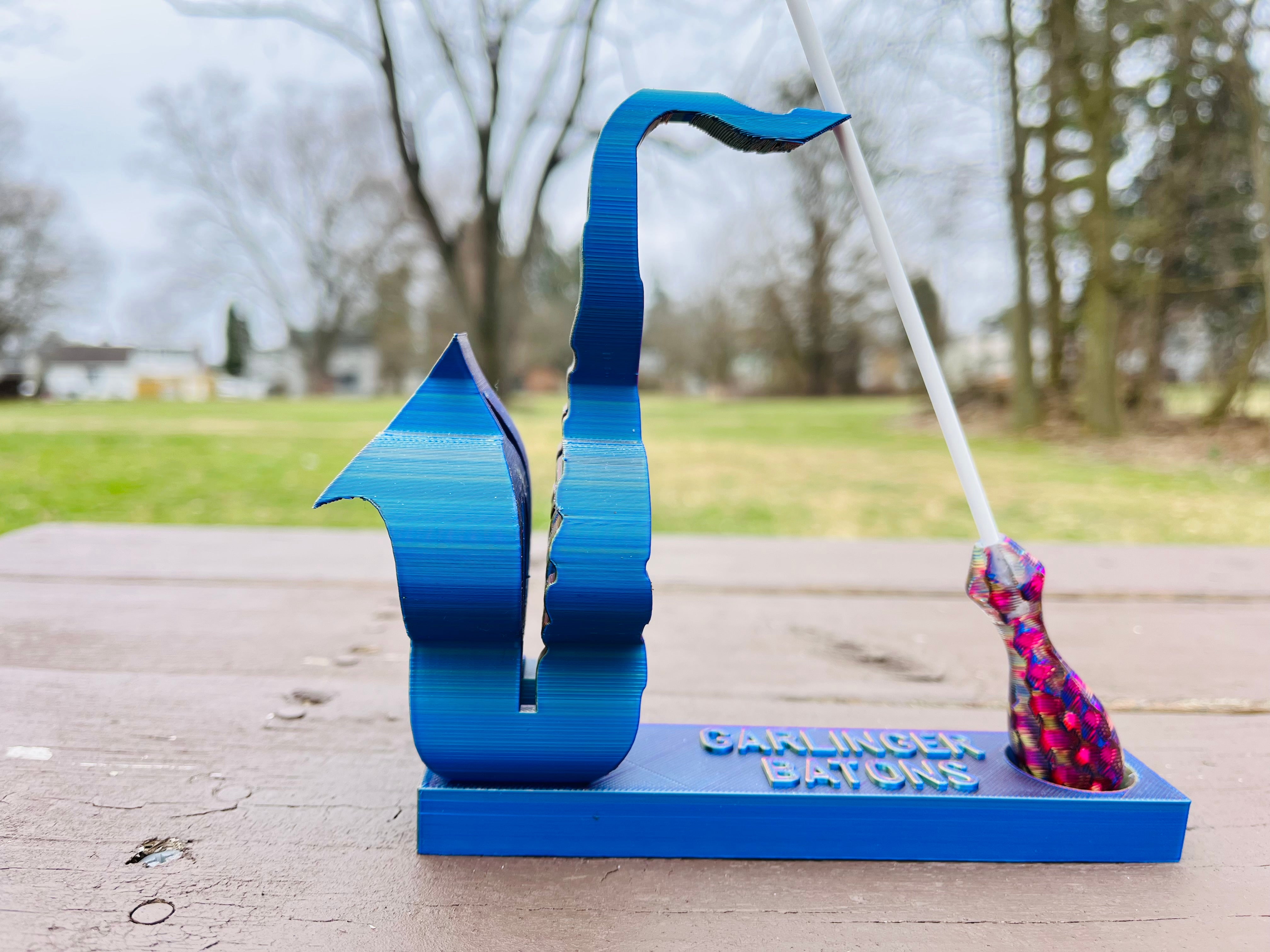 Saxophone & Treble Transforming Baton Stand STL File – Garlinger Batons